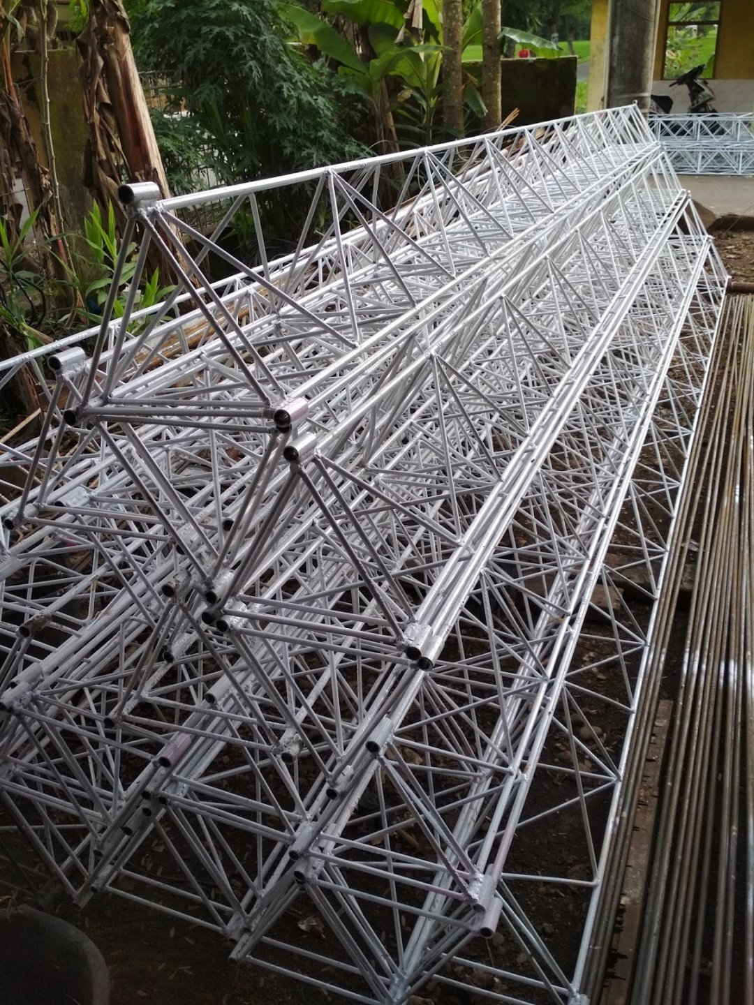 Tiang Triangle | Tiang Triangle | PT. Givro Multi Teknik Perkasa